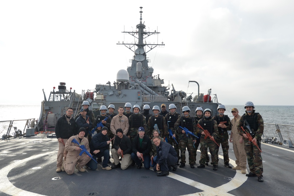 DVIDS - Images - USS Ross action [Image 2 of 12]