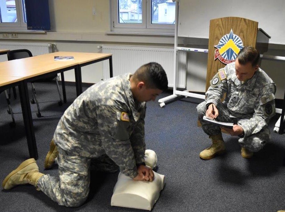 DVIDS - News - Military Police learn CPR