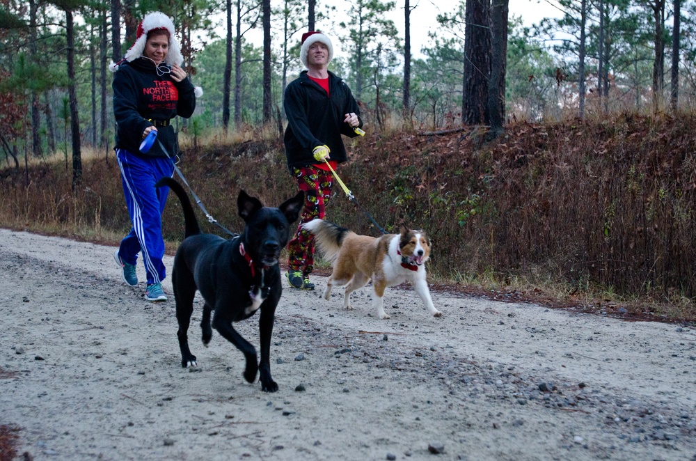 DVIDS - Images - USARC OSJA Jingle JAG Jog [Image 12 of 15]