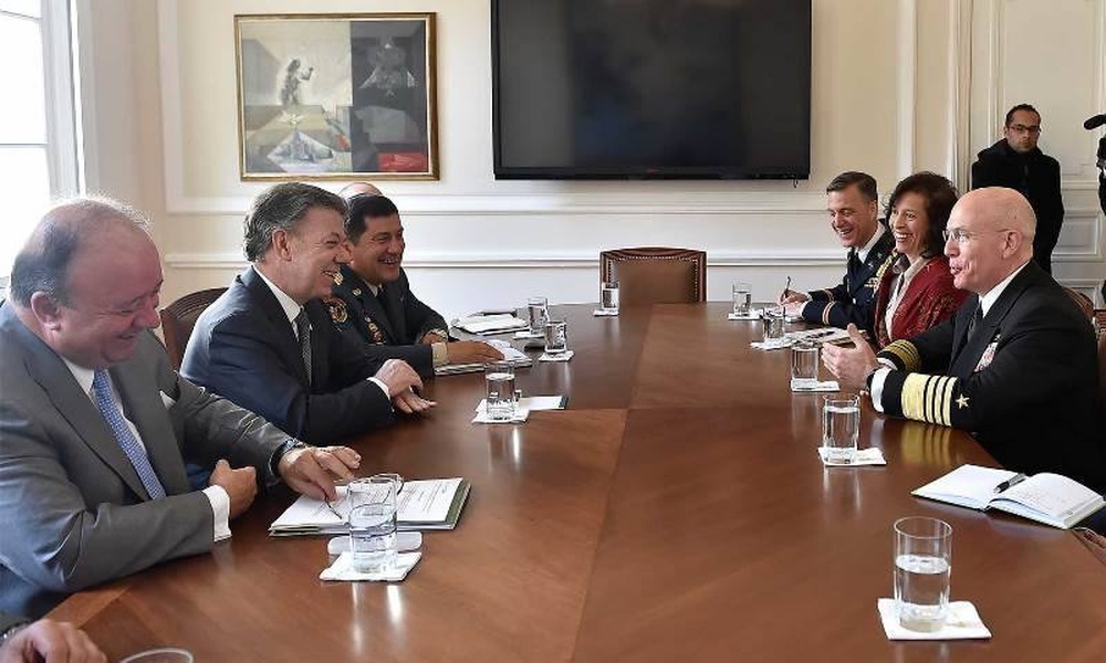 DVIDS - News - SOUTHCOM commander visits Colombia, Honduras