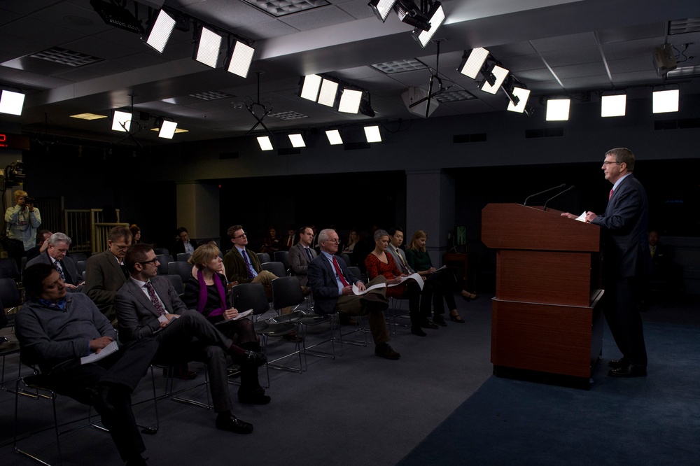 DVIDS - Images - Secretary of defense Force of the Future press brief ...