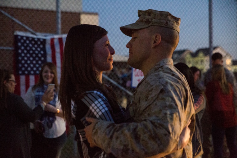 DVIDS - Images - Families Reunite as Marines Return From Deployment ...