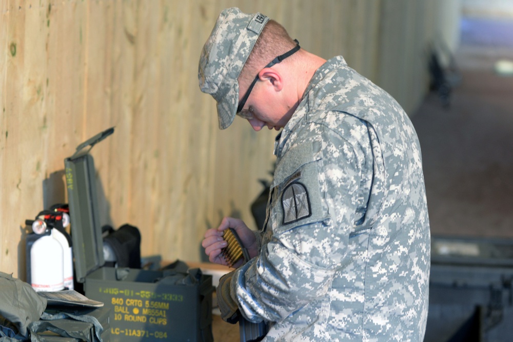 DVIDS - Images - SOCAF Signal Detachement M4 qualification range [Image ...