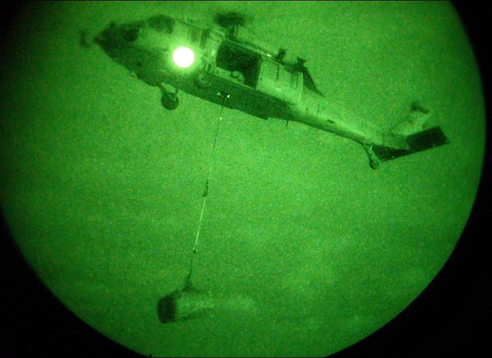 DVIDS - Images - Fast roping, rappelling, and special purpose insertion ...
