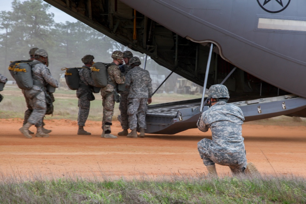 DVIDS - Images - Saturday Proficiency Jump Program March 18-19, 2016 ...
