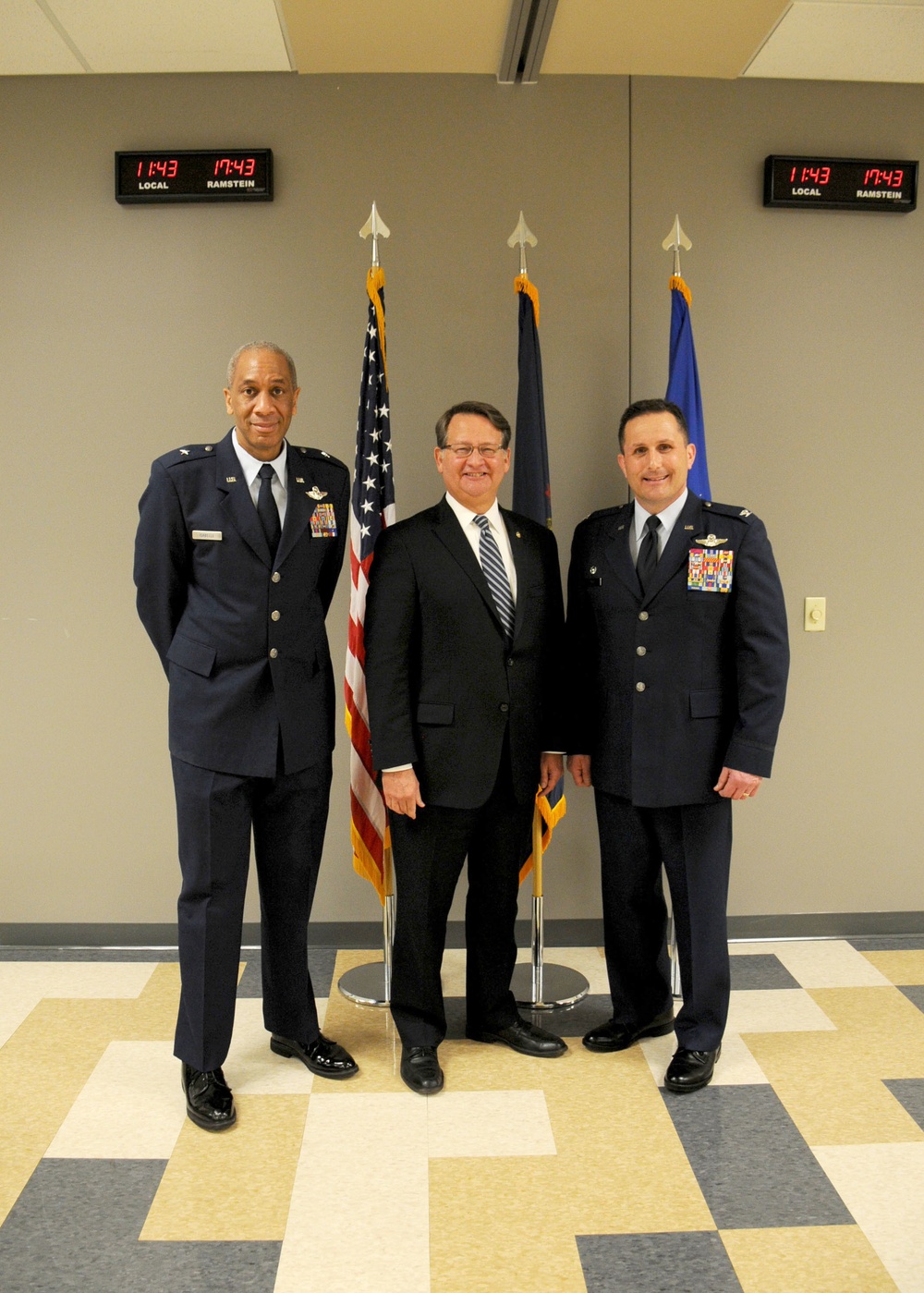 DVIDS - News - Senator Peters Visits Battle Creek Air National Guard Base