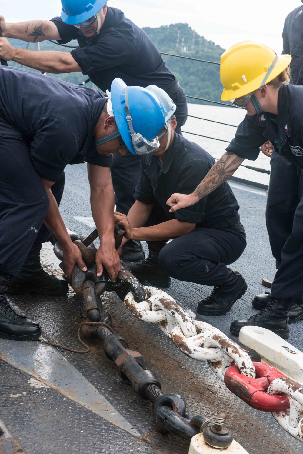 DVIDS - Images - Sailors aboard guided-missile destroyer USS Stockdale ...
