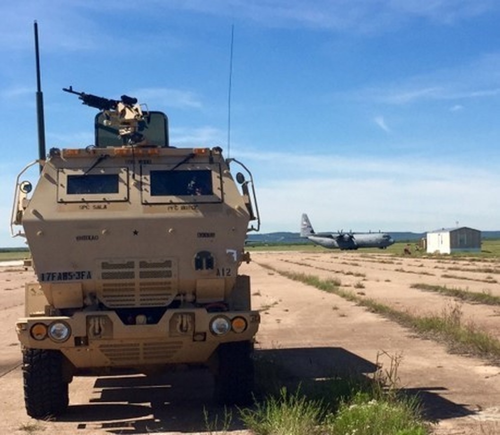 DVIDS - Images - 'First Round' Soldiers support Operation Jade Helm ...