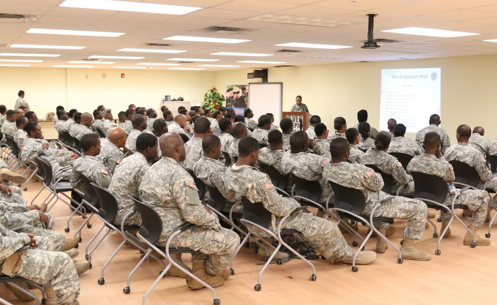 DVIDS - Images - VING trains on personnel inprocessing [Image 3 of 3]