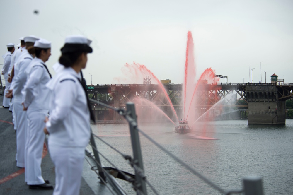 DVIDS - Images - U.S. Navy ships arrive for Rose Fest Fleet Week [Image ...