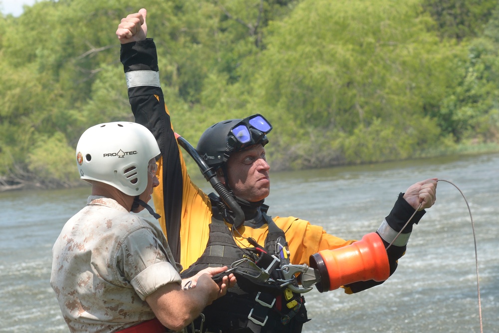 DVIDS - News - Texas guardsmen, first responders conduct aviation ...