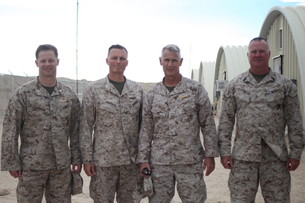 DVIDS - Images - MARFORRES CG Visits MAG-41 [Image 6 of 6]