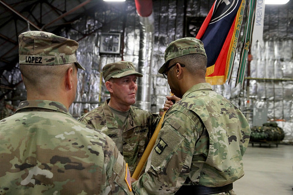DVIDS - News - 94th Training Command welcomes Lopez as new commander ...
