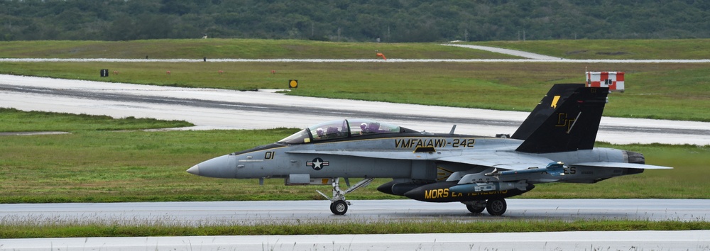 DVIDS - Images - Valiant Shield 16: Pilots conduct flight missions ...