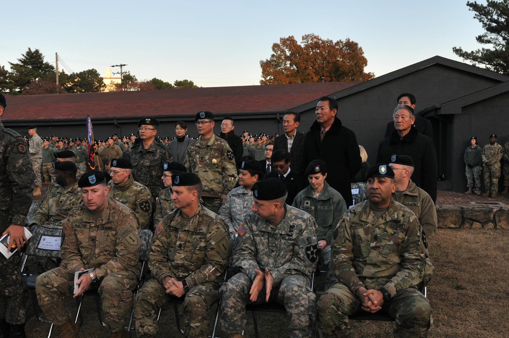 DVIDS - News - 2ID/RUCD honors veterans past and present