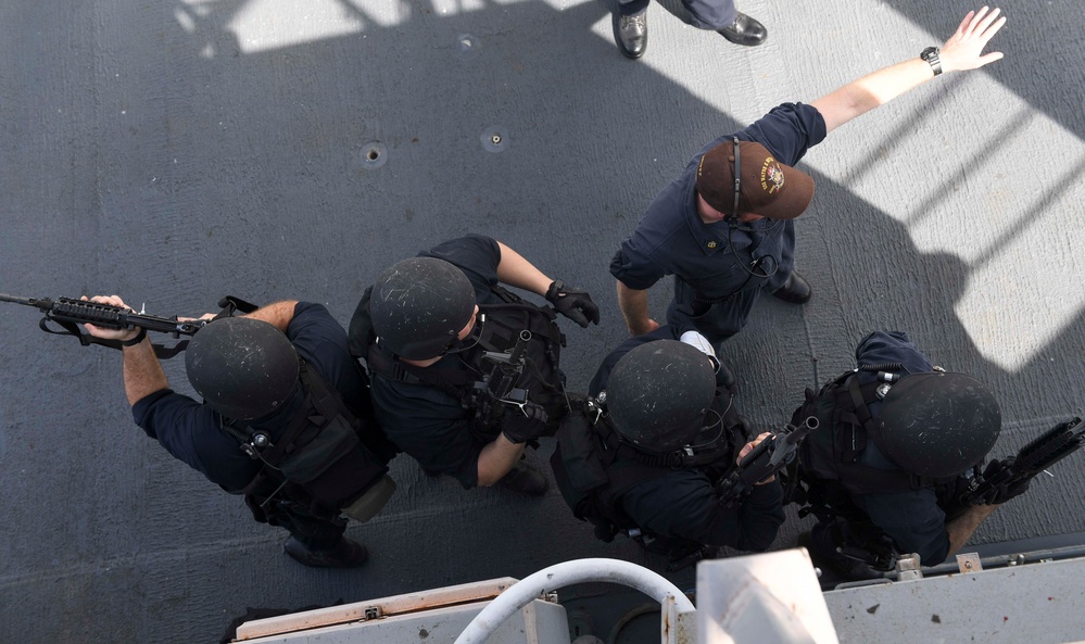 DVIDS - Images - VBSS Team runs drill aboard USS Wayne E. Meyer (DDG ...