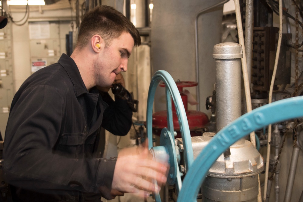 DVIDS - Images - USS Bonhomme Richard (LHD 6) Conducts Engineering MOB ...