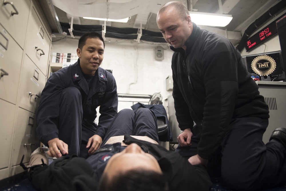 DVIDS - Images - USS Bonhomme Richard (LHD 6) Medical Training Team ...