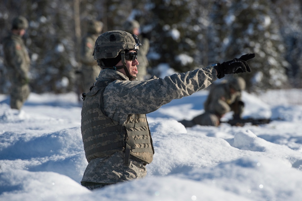 DVIDS - Images - Heavy weapons paratroopers conduct live-fire machine ...