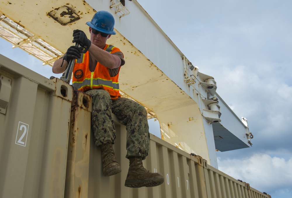 DVIDS - Images - NCHB1 Cargo Handling [Image 8 of 9]