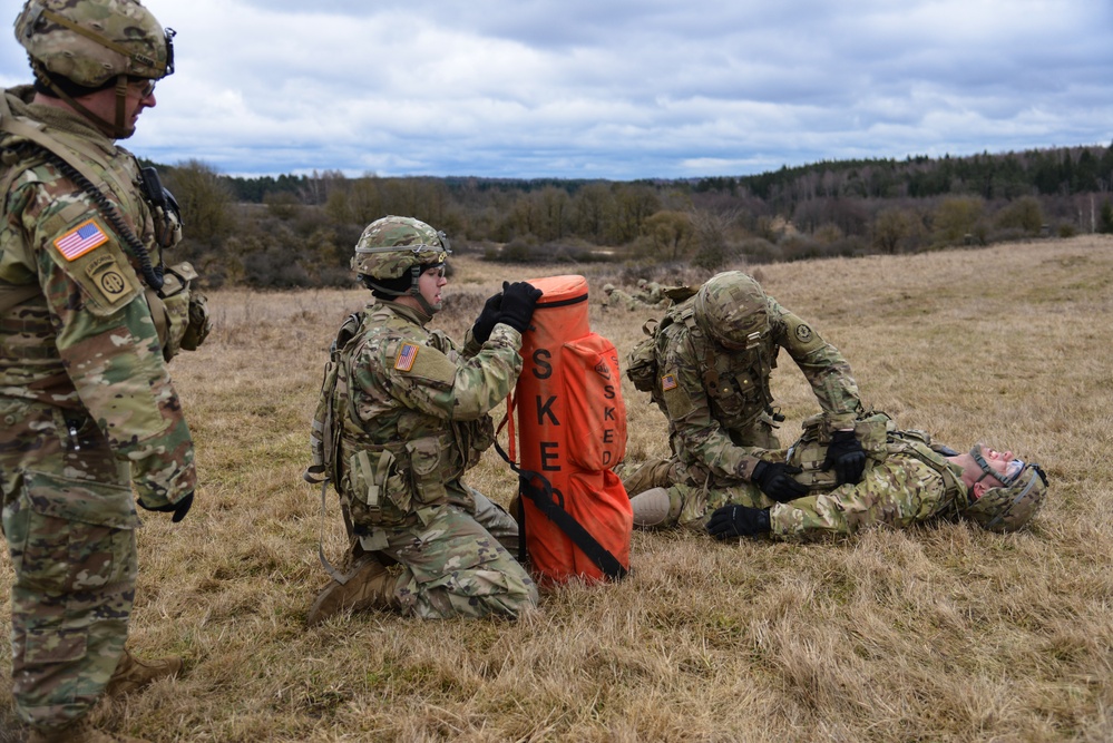 DVIDS - Images - 1-2CR MEDEVAC Training [Image 10 of 11]