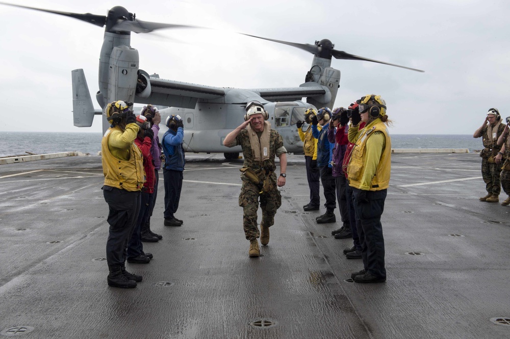DVIDS - Images - Lt. Gen. Nicholson visits USS Green Bay [Image 4 of 7]