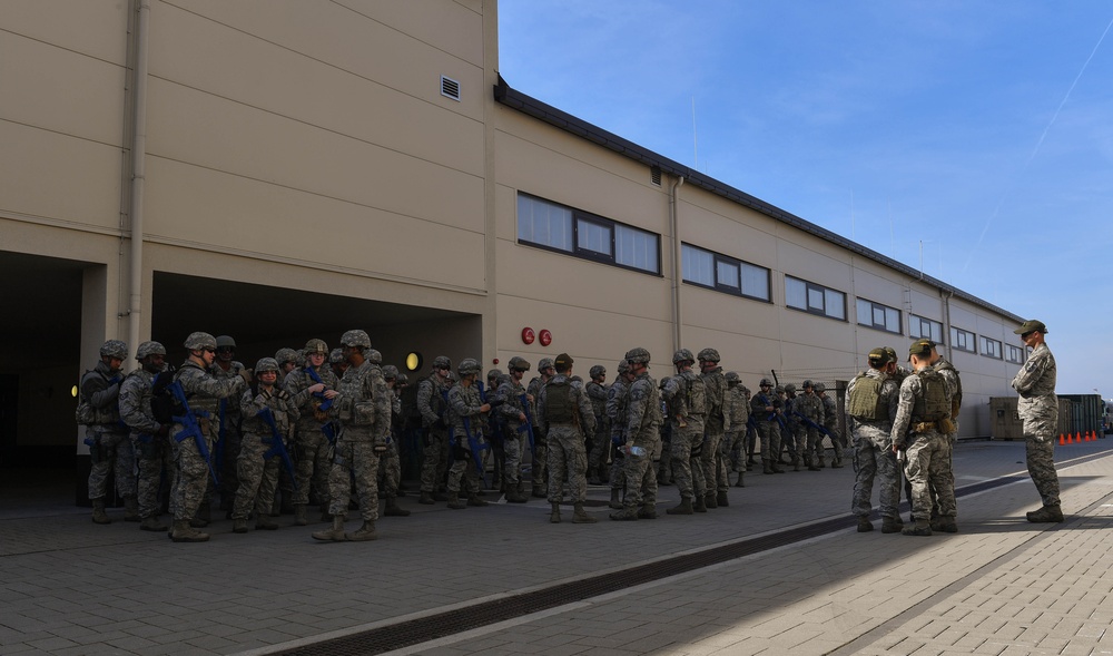 DVIDS - Images - 435 SFS kicks off Security Operations Course [Image 1 ...