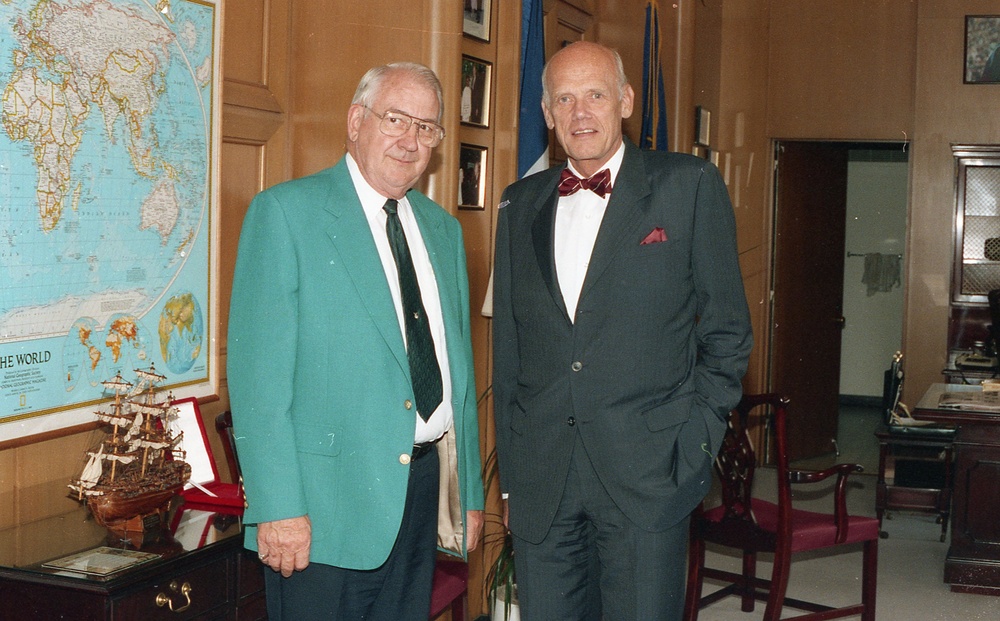 DVIDS - Images - Roskens - With Key Staff Members 91 [Image 8 of 27]