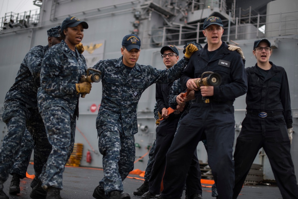 DVIDS - Images - USS Bonhomme Richard (LHD 6) Air Department Sailors ...