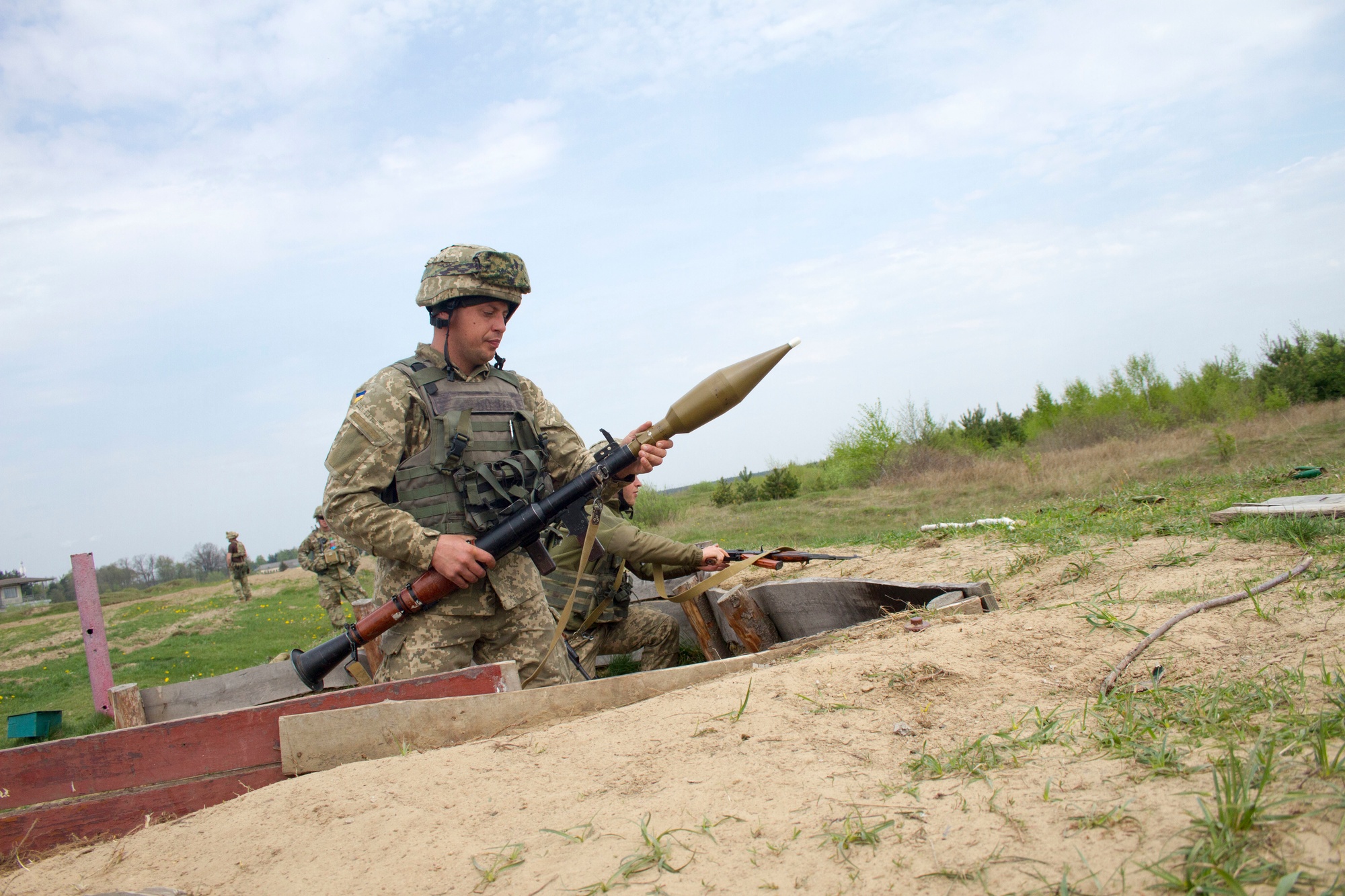 Ukrainian Soldiers Shooting The Powerful Soviet Rpg7 And Rpg22 Rocket