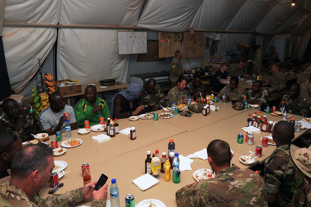 DVIDS - News - 724 EABS Senior NCOs build partnership with FAN enlisted ...