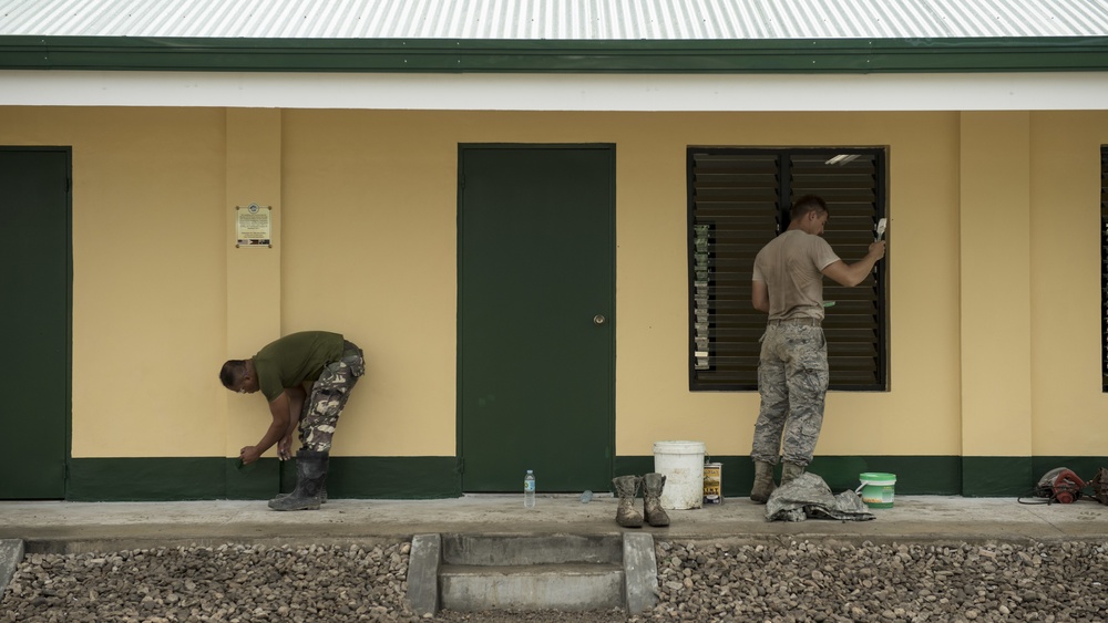 DVIDS - Images - Balikatan 2017 engineers build classrooms for Ormoc ...