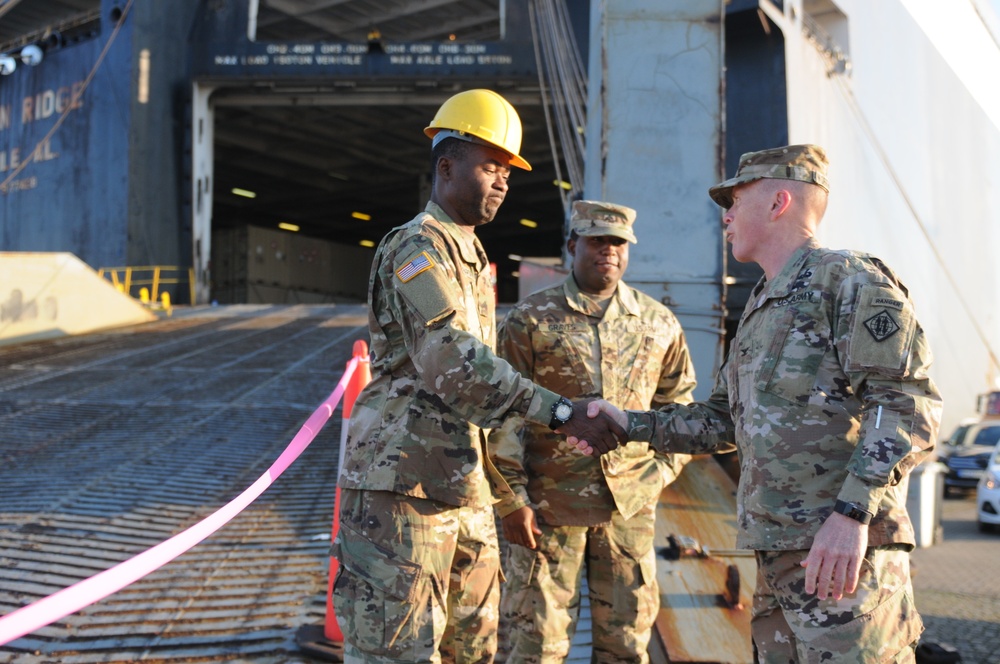 DVIDS - Images - Equipment arrival improves signal readiness in Europe