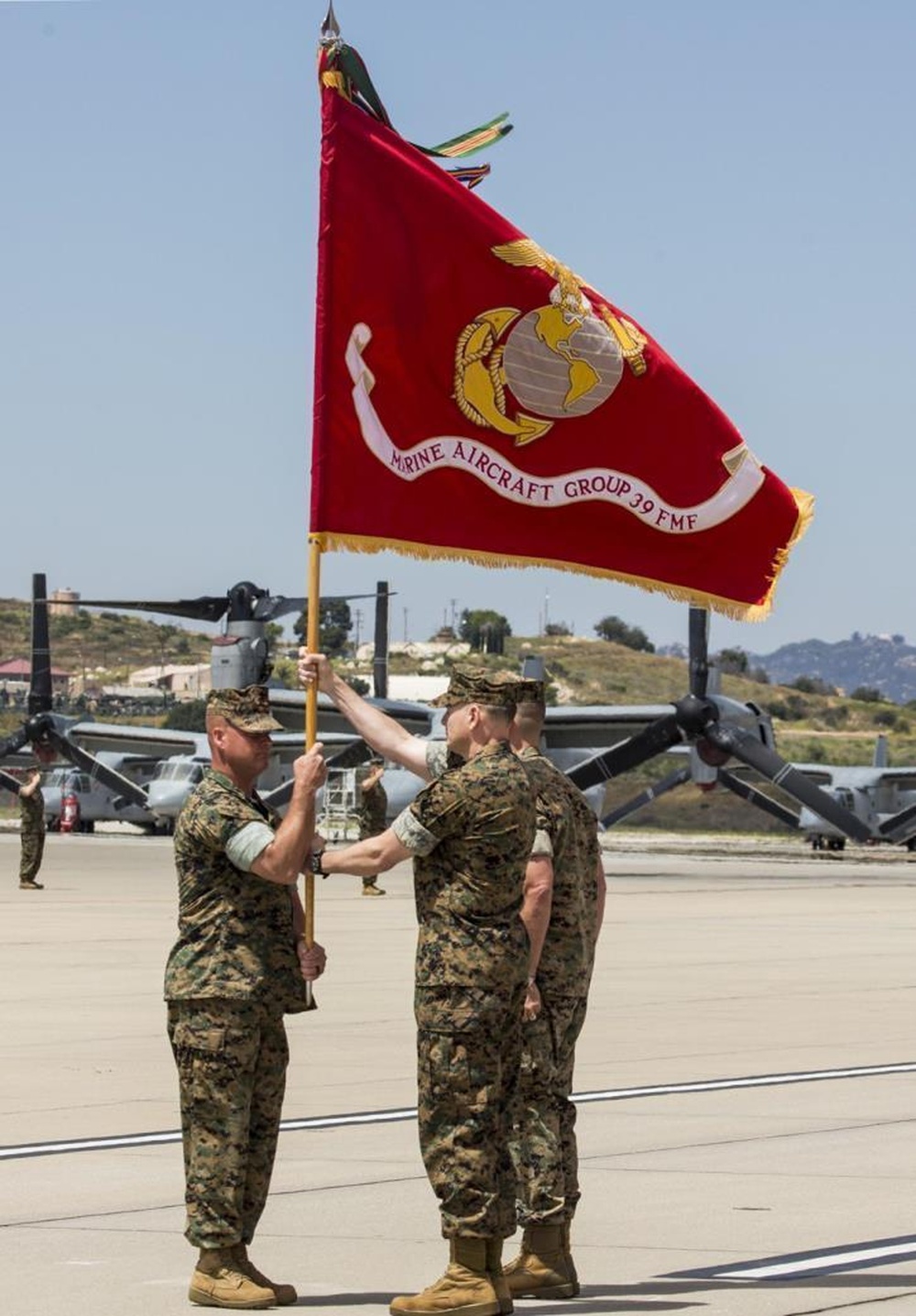 DVIDS - News - Passing the colors: MAG-39 command changes hands