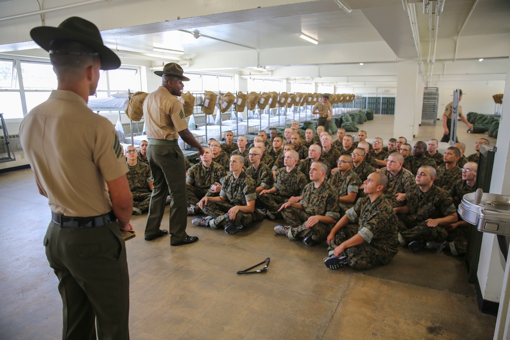 DVIDS - Images - Alpha Company - Pick Up [Image 6 of 9]