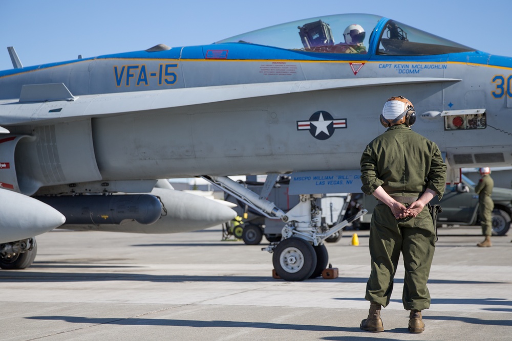 DVIDS - Images - Red Flag-Alaska VMFA-251 F/A-18 Hornet Maintenance ...