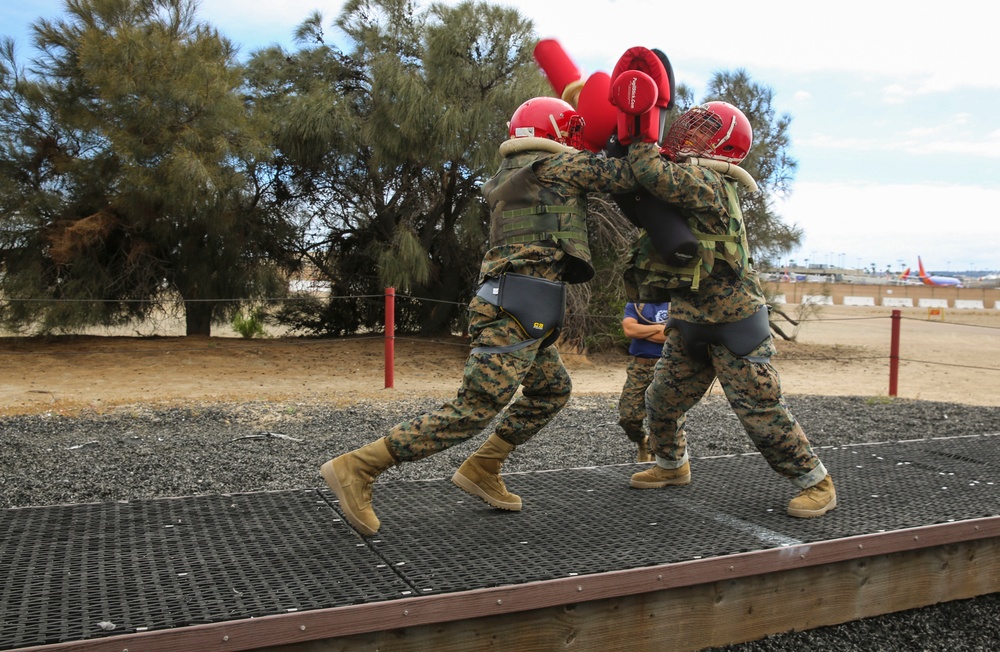 DVIDS - Images - Mike Company - MCMAP & Pugil Sticks II [Image 4 of 7]