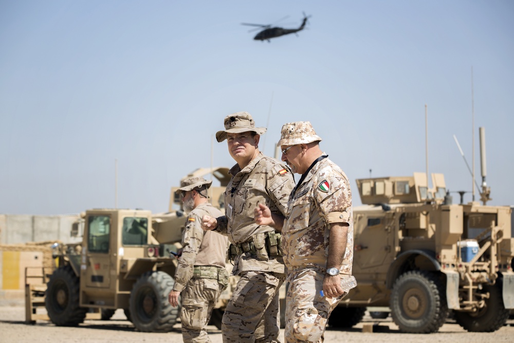 DVIDS - Images - OIR Deputy Commanding General of CJFLCC visits the ...