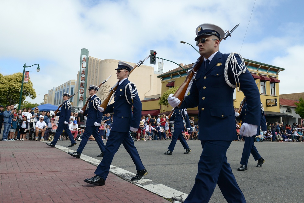 DVIDS - Images - Coast Guard honored in Alameda Fourth of July Parade ...