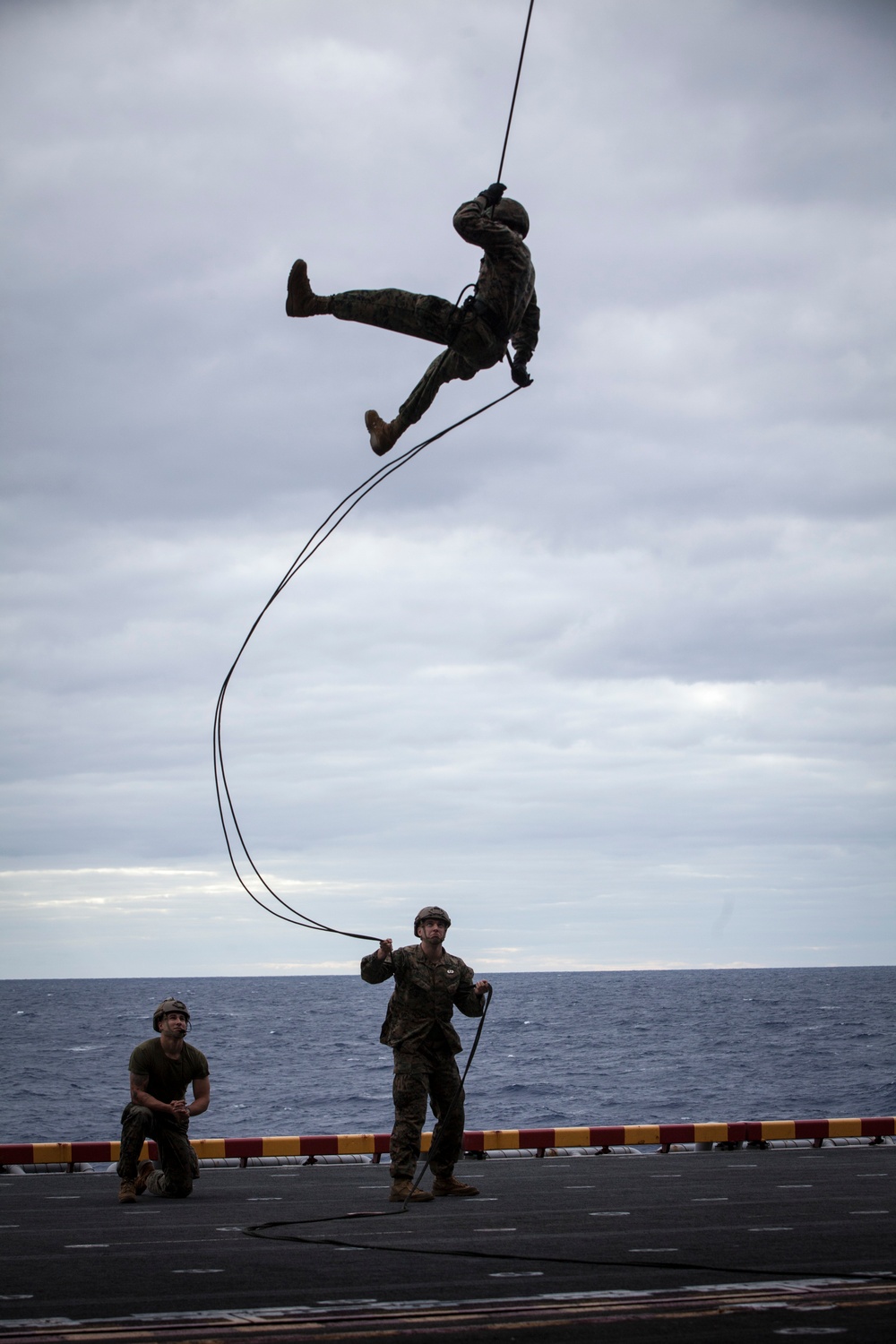 DVIDS - Images - 31st MEU Marines conduct fast rope, rappel training ...