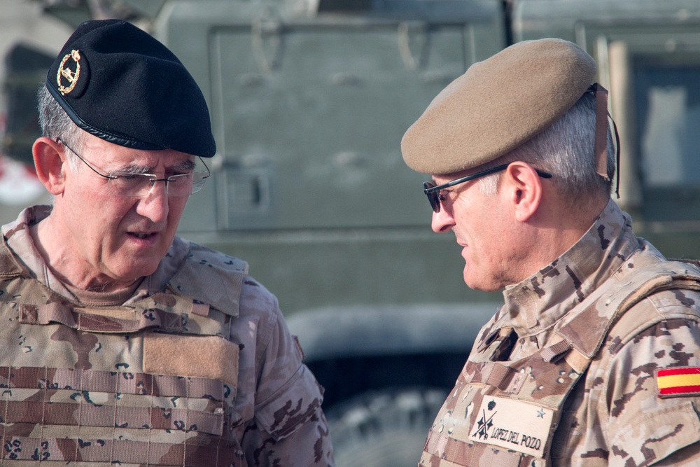 DVIDS - Images - Spanish Generals Carril and Pozo visit the Besmaya ...