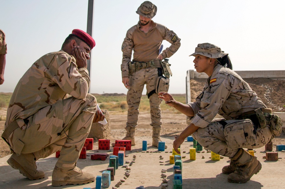 DVIDS - Images - ISF reflexive fire training [Image 6 of 7]