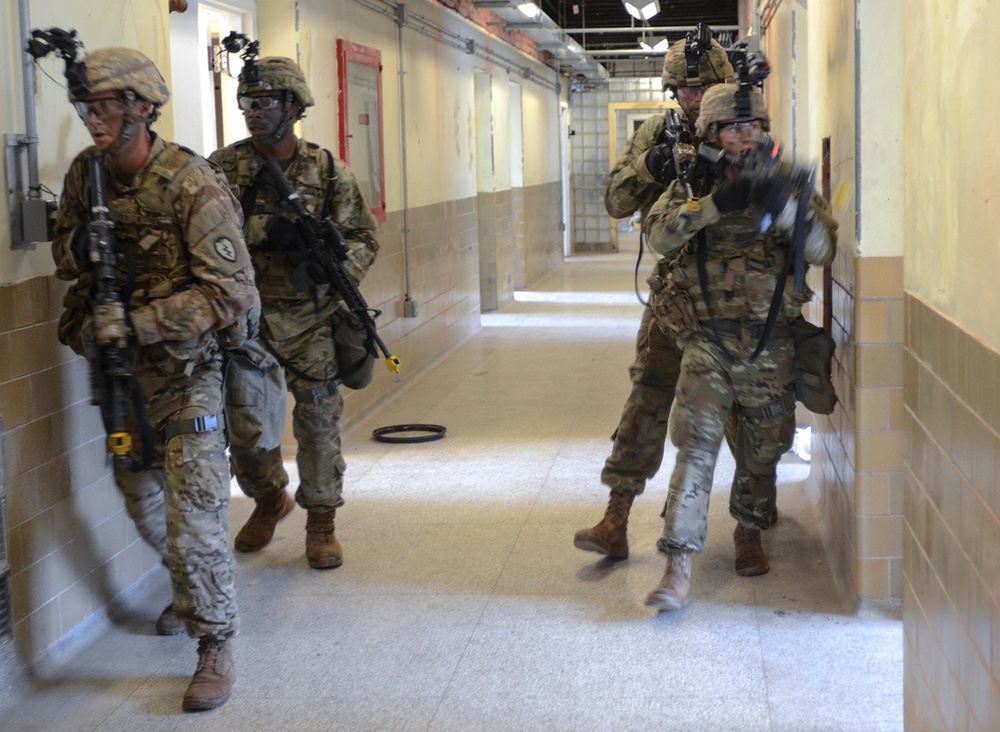 DVIDS - Images - Tropical Lightning engineers train at MUTC [Image 5 of 8]