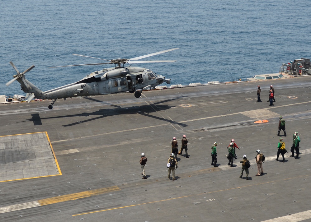 DVIDS - Images - Nimitz Supports Operation Inherent Resolve [Image 6 of 13]