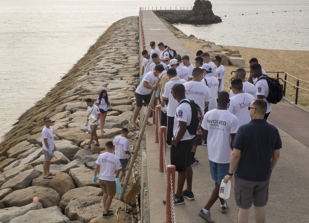 DVIDS - News - Single Marine Program volunteers cleanup Yuu Beach