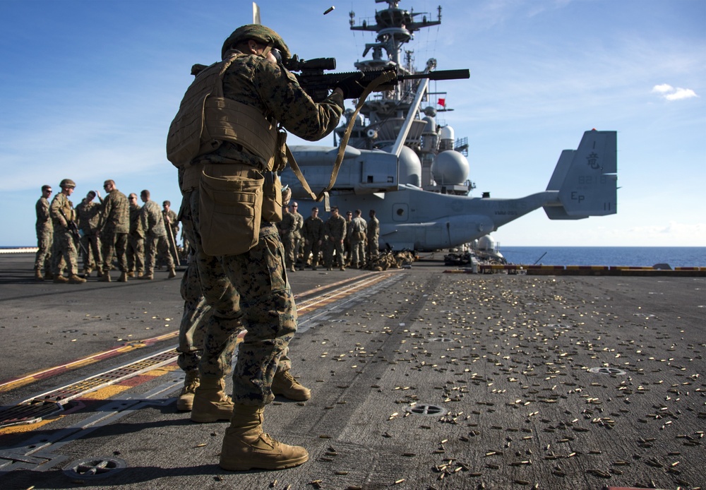 DVIDS - Images - Live-fire exercise held aboard USS Bonhomme Richard ...