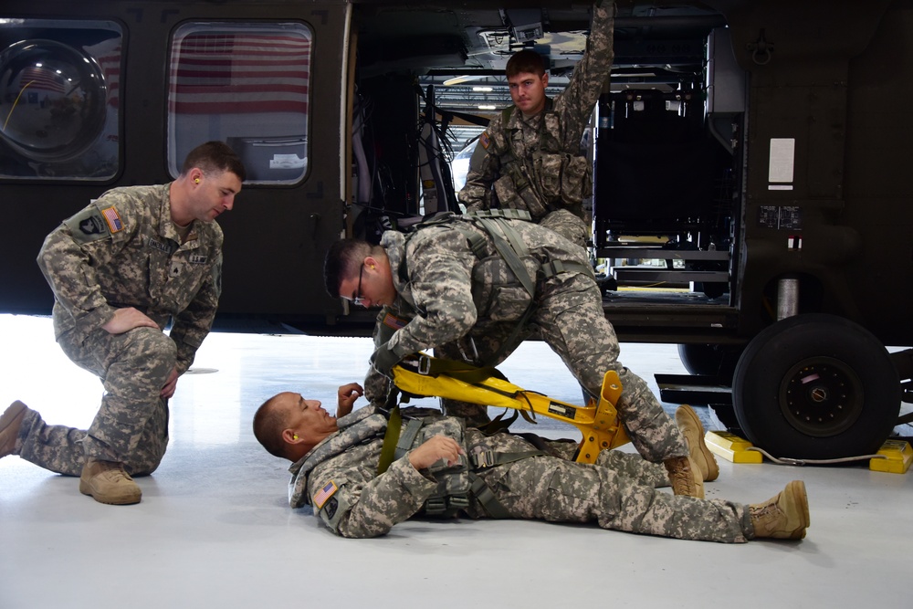 DVIDS - Images - HIARNG aviation conduct MEDEVAC deployment training ...