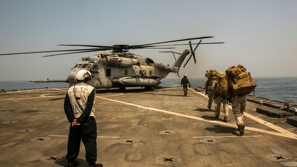 DVIDS - Images - Ship Life: USS Pearl Harbor (LSD 52) [Image 4 of 4]