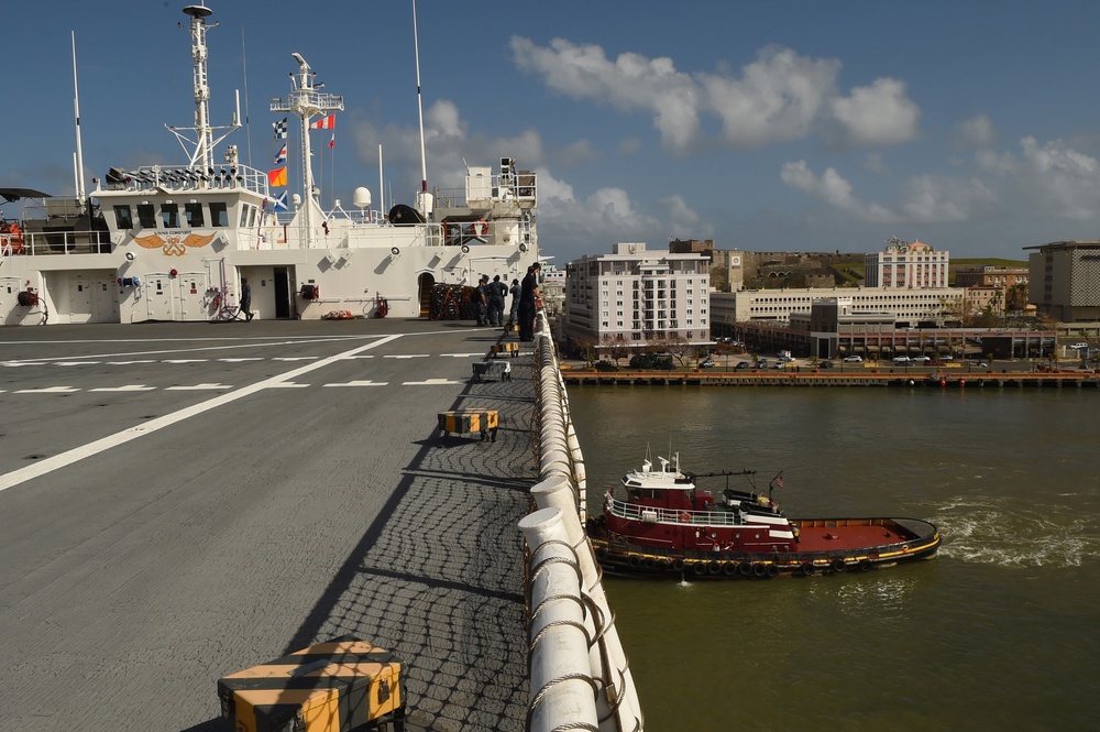 DVIDS - Images - USNS Comfort (T-AH 20) arrives in San Juan, Puerto ...