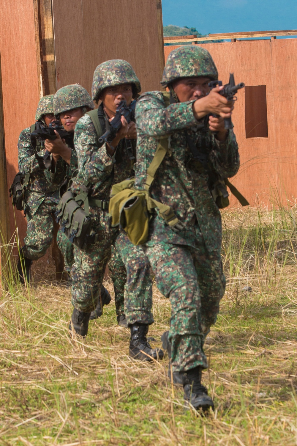 DVIDS - Images - KAMANDAG Bilateral Training [Image 8 of 9]